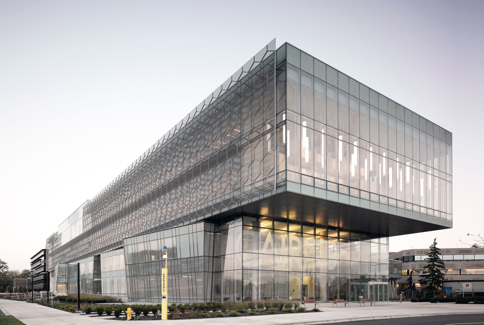 architects—Alliance ︱ Cairns Family Health & Bioscience Research Complex