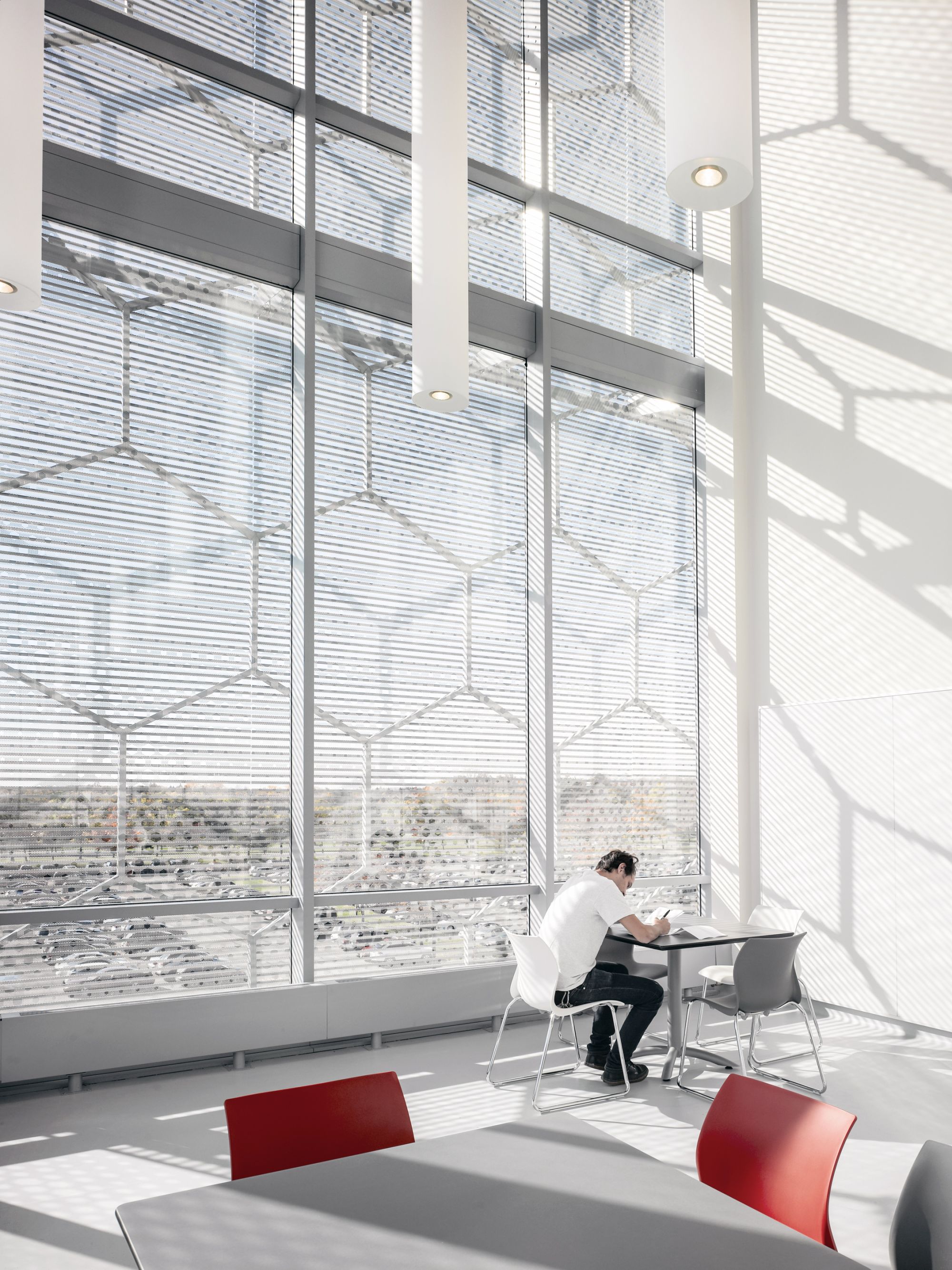 architects—Alliance ︱ Cairns Family Health & Bioscience Research Complex